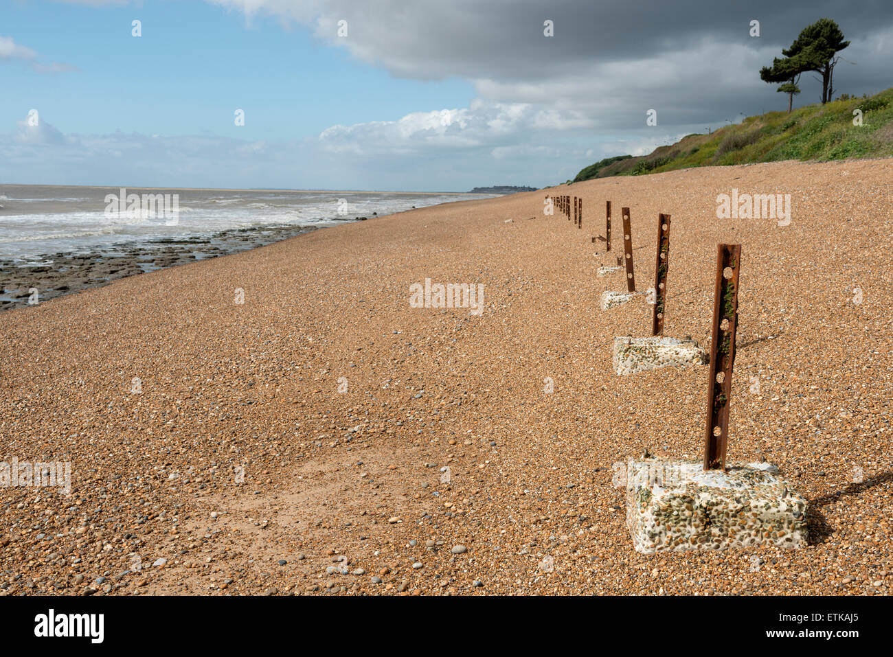 British beach defences ww2 hi-res stock photography and images - Alamy