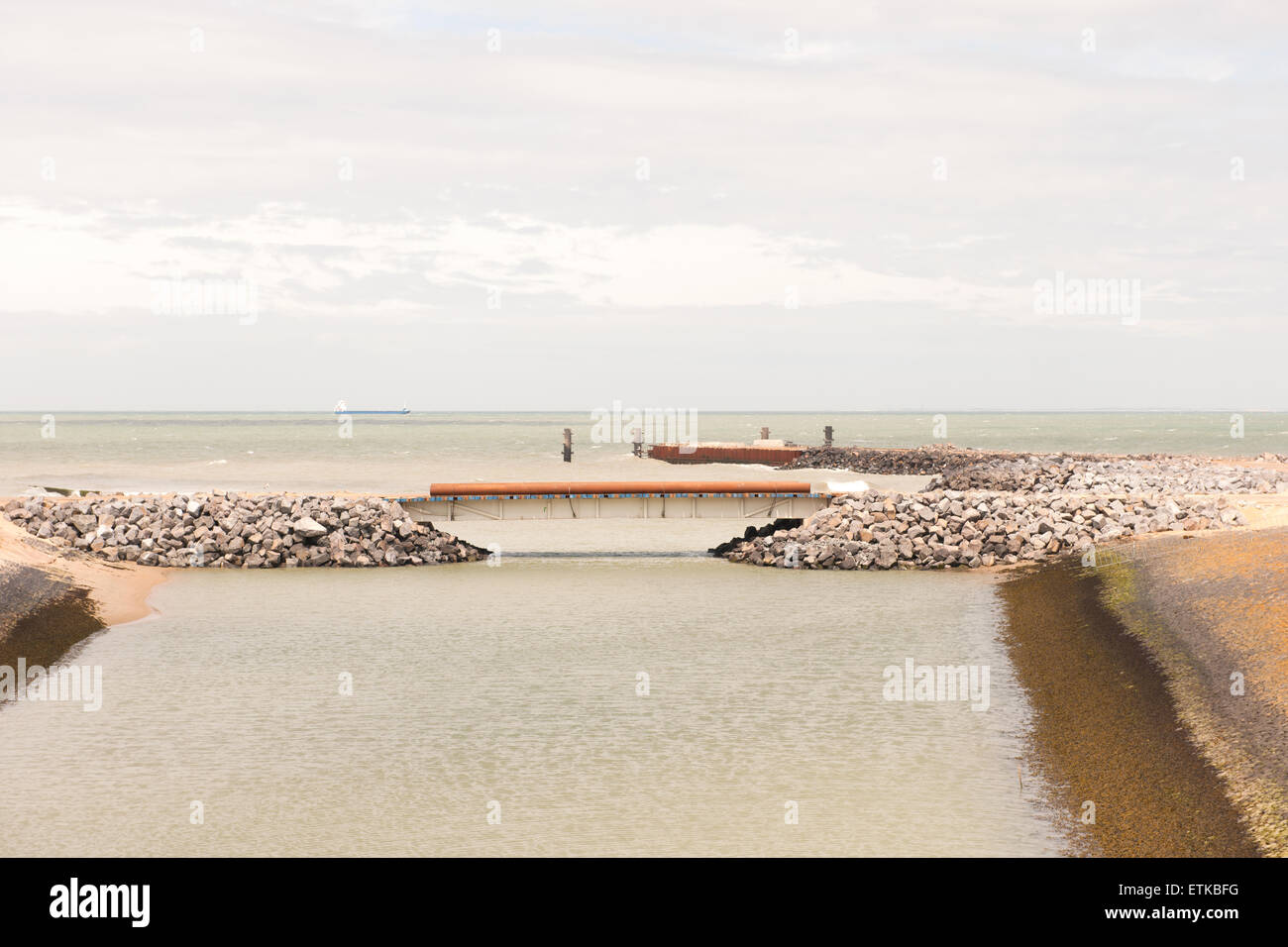 Sea wall coastal stone protection hi-res stock photography and images ...