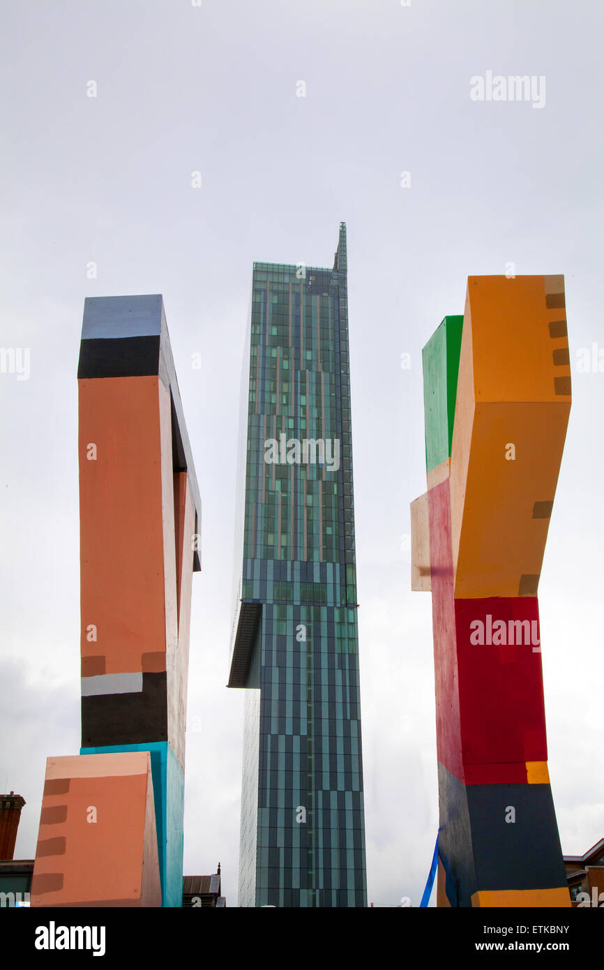 Manchester iconic building in summer hi-res stock photography and ...