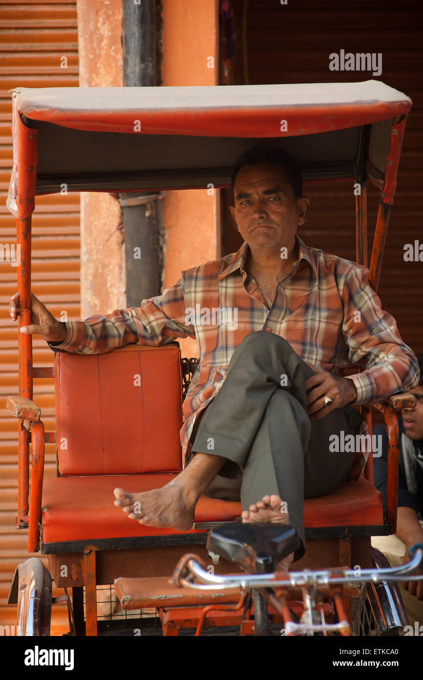 Indian rickshaw driver, Jaipur, Rajasthan, India Stock Photo - Alamy