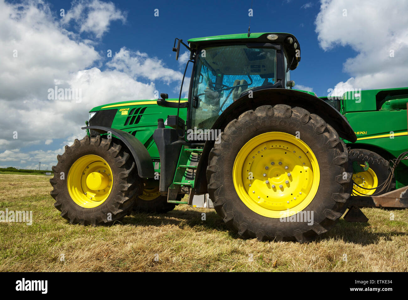 John deere 6190 tractor hi-res stock photography and images - Alamy