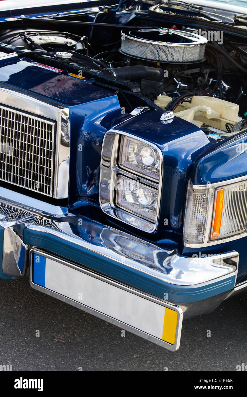 Close up view detail of a classic vintage car on a show Stock Photo - Alamy