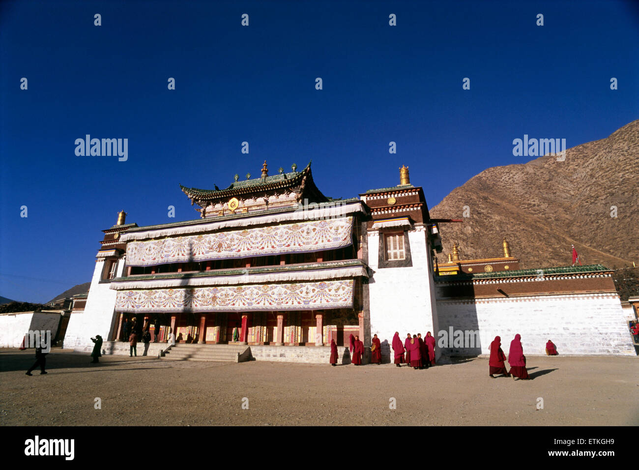 China, Tibet, Gansu province, Xiahé, Labrang monastery Stock Photo - Alamy