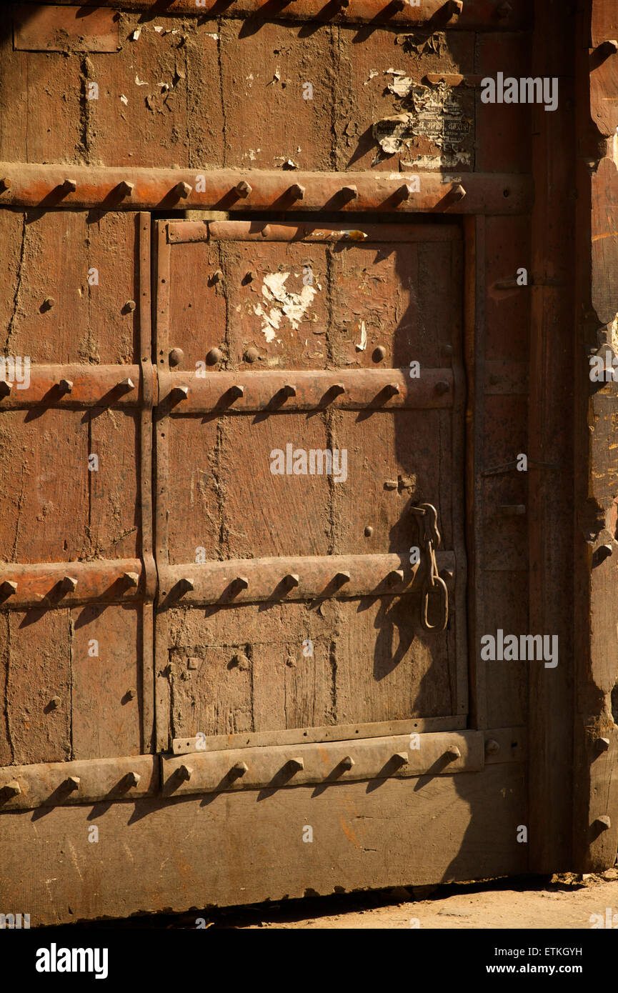 Security gate india hi-res stock photography and images - Alamy