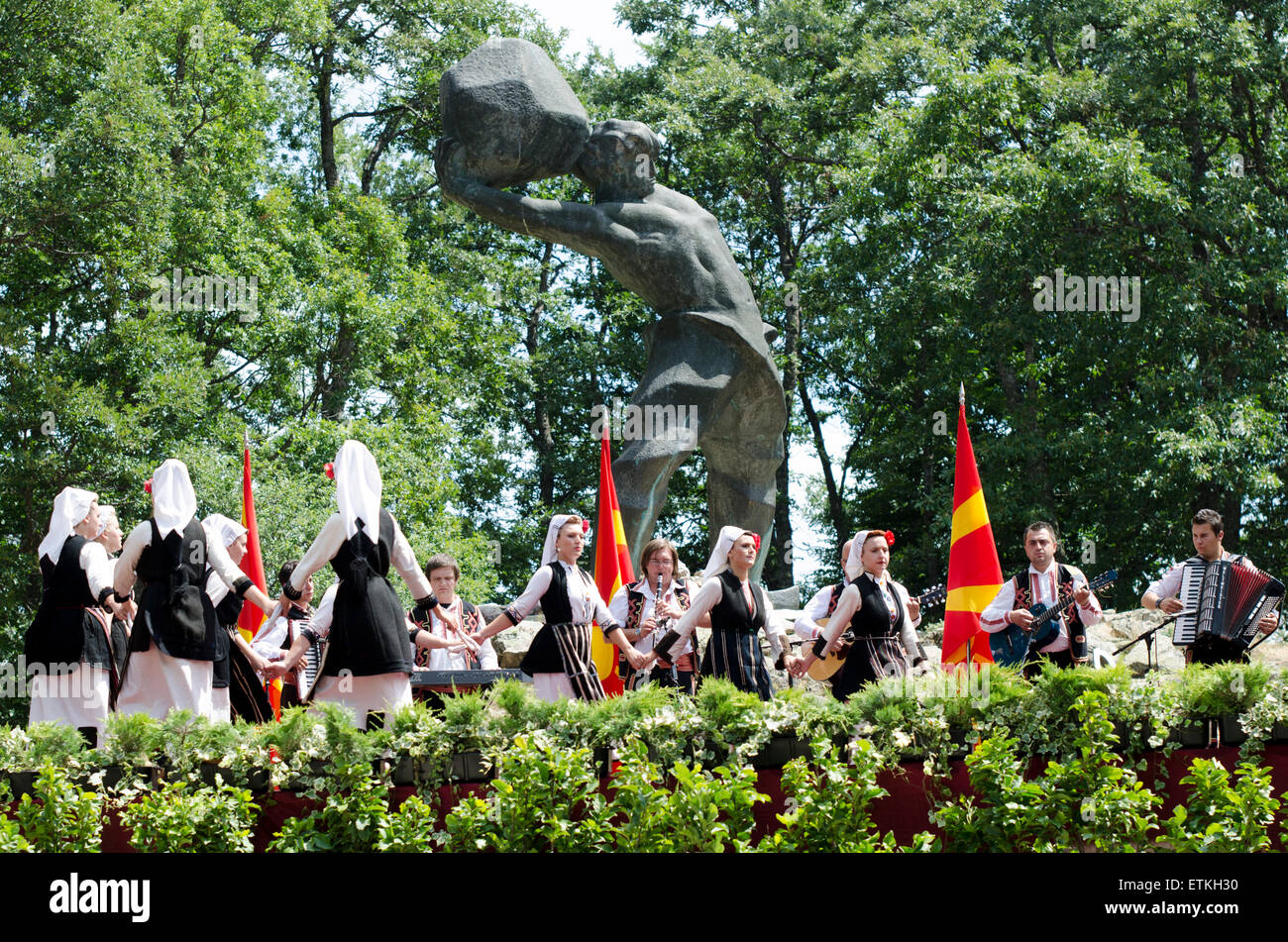 Macedonian Folk Ensemble Tanec on Day of the Republic in Meckin Kamen ...