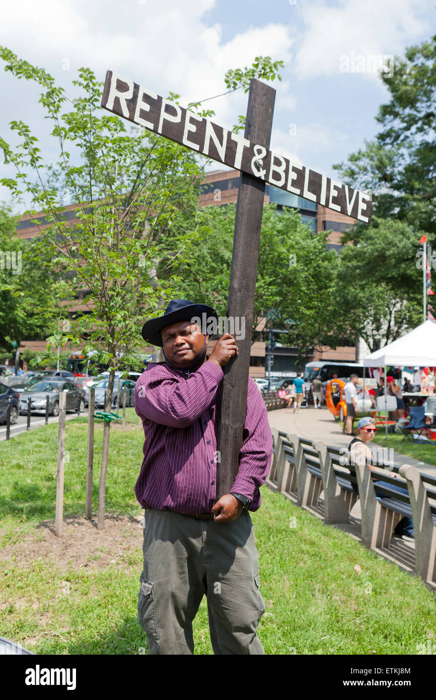 Street preaching hi-res stock photography and images - Alamy