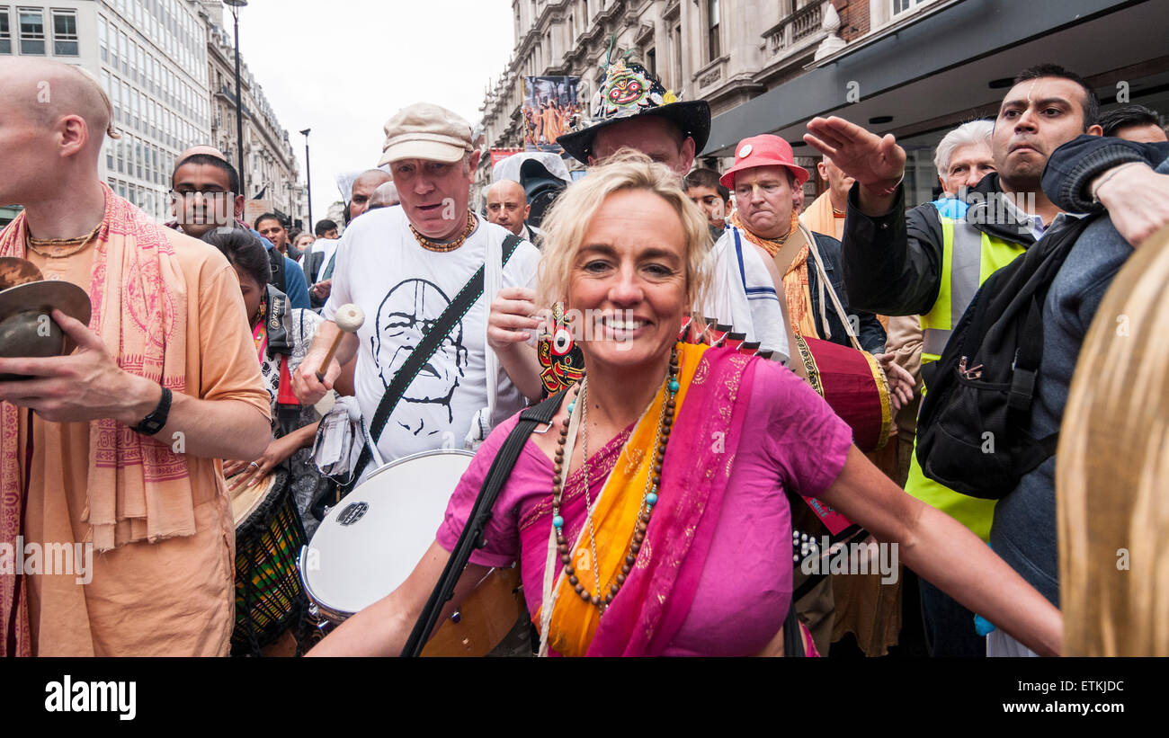 Hare krishna devotees dance in piccadilly hi-res stock photography and ...