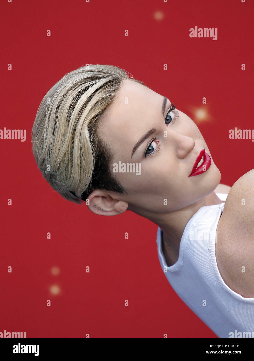 Pop superstar Miley Cyrus' brand New Madame Tussauds wax figure to ...