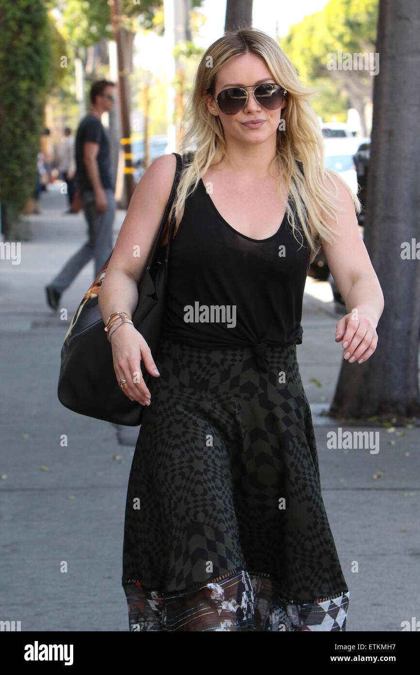 Hilary Duff leaving the gym in West Hollywood wearing an all black ...