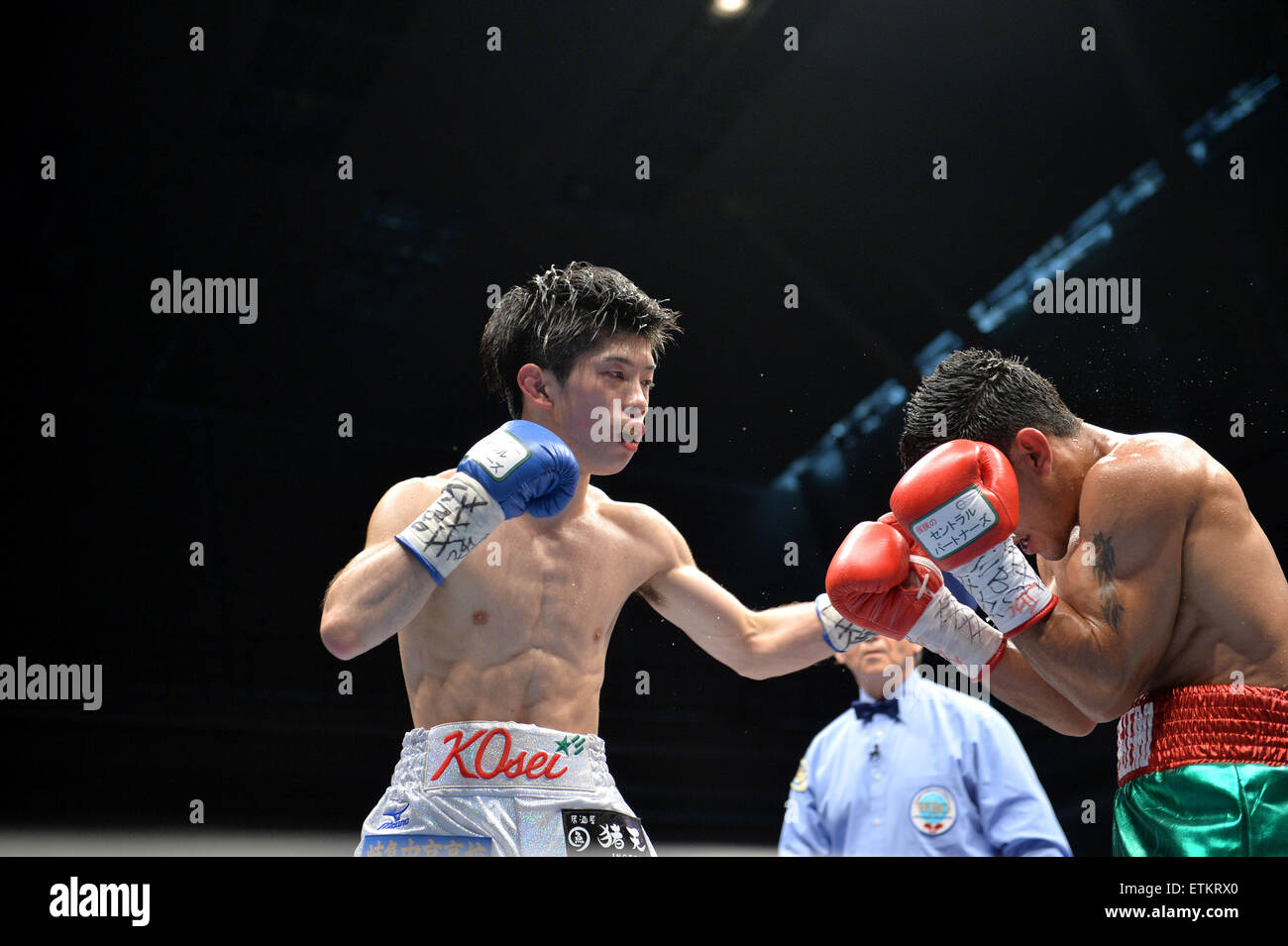 (L-R) Kosei Tanaka (JPN), Julian Yedras (MEX), MAY 30, 2015 - Boxing ...