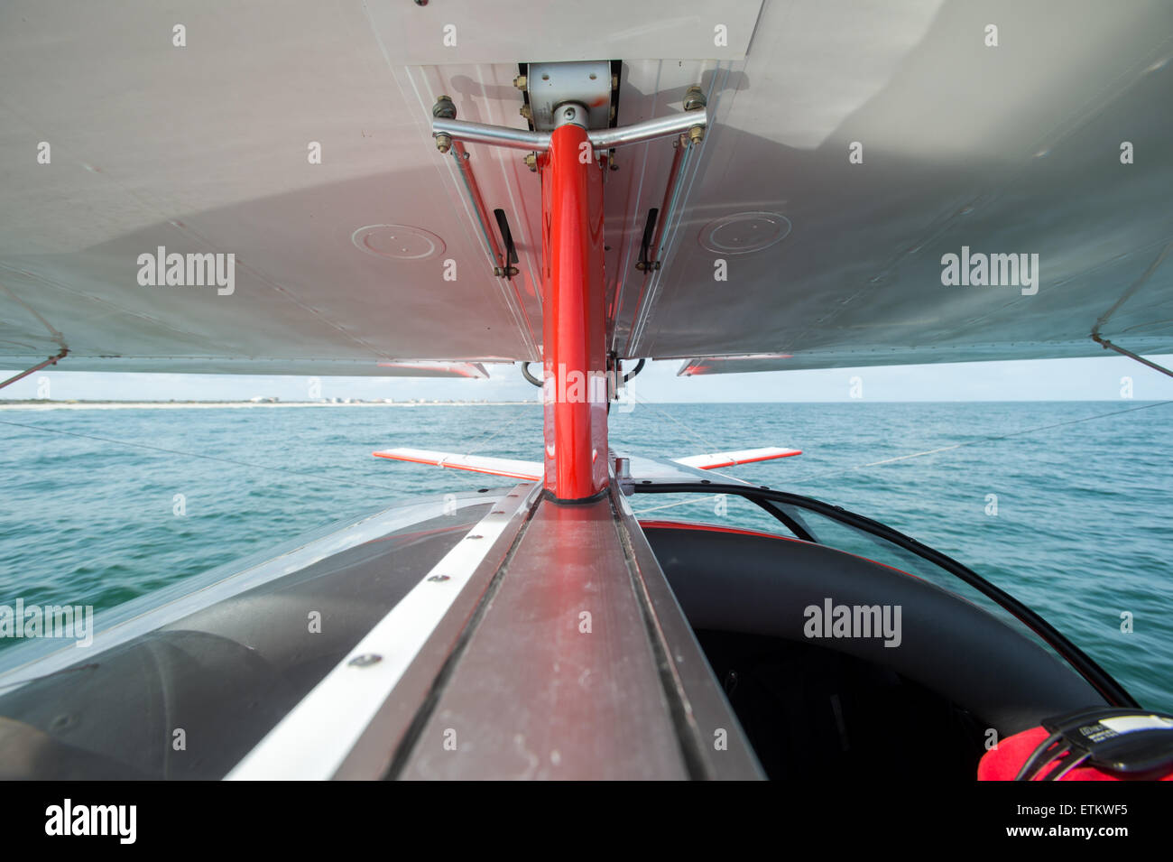 Rear view of seaplane hi-res stock photography and images - Alamy