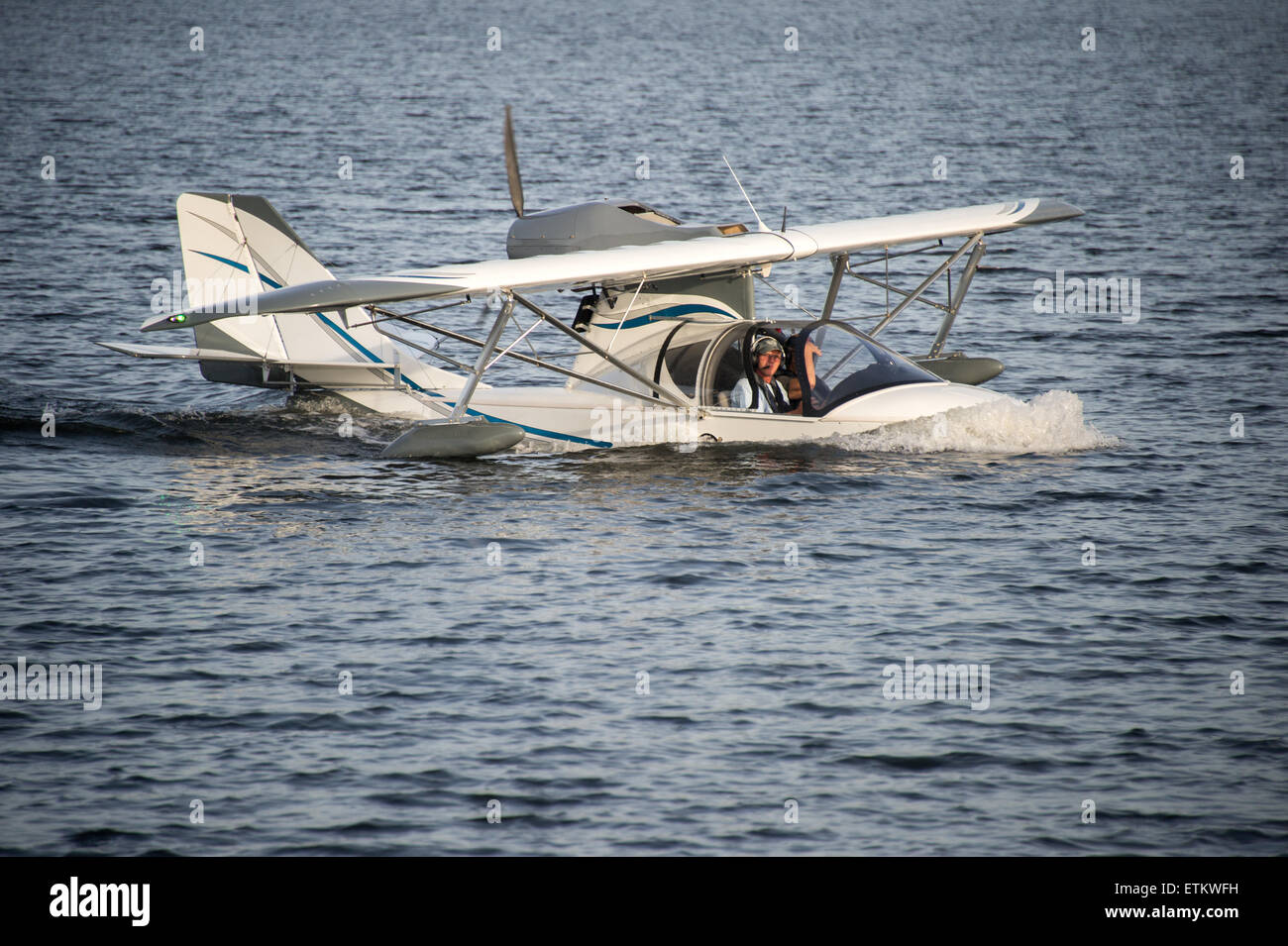 Seaplane hi-res stock photography and images - Alamy