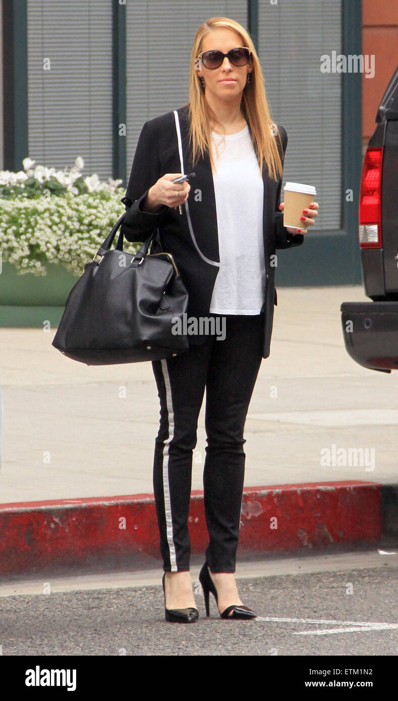 Psychotherapist Dr. Jenn Berman goes shopping in Bevery Hills with a ...