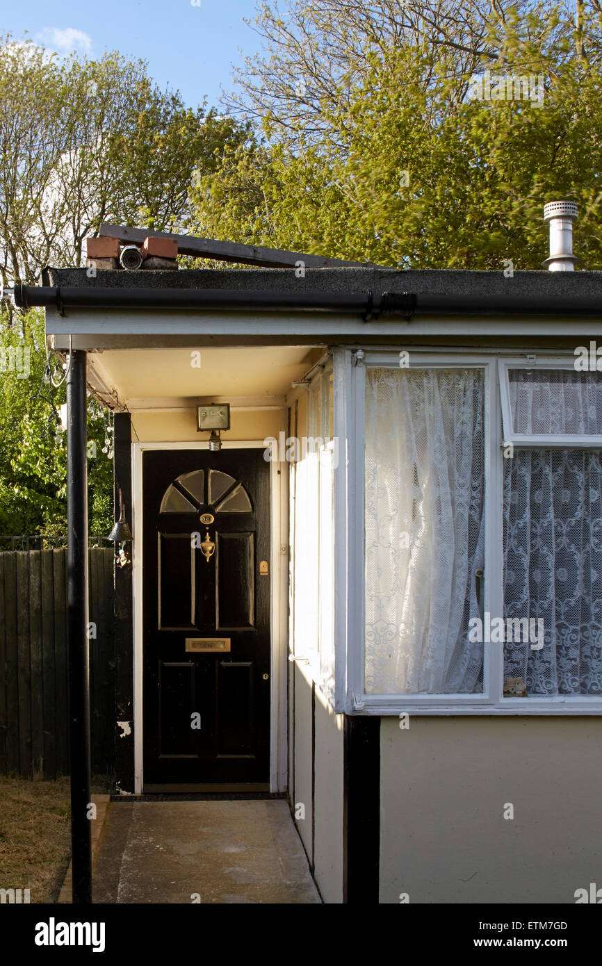 Prefabricated bungalow at Excalibur Estate Catford London. Excalibur ...