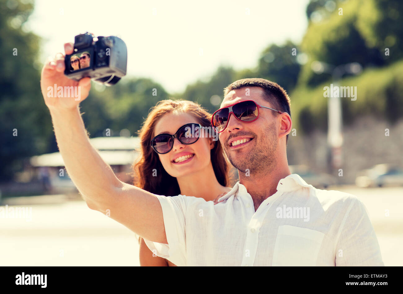 Photograph of smiling couple hi-res stock photography and images - Alamy