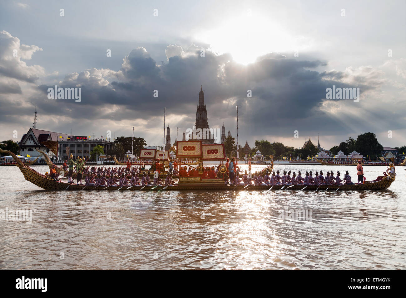 Royal barge procession, procession of boats, barge, procession on the ...