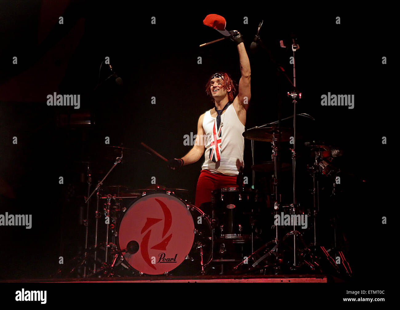 Halestorm perform live at Manchester's O2 Apollo Featuring: Arejay Hale ...