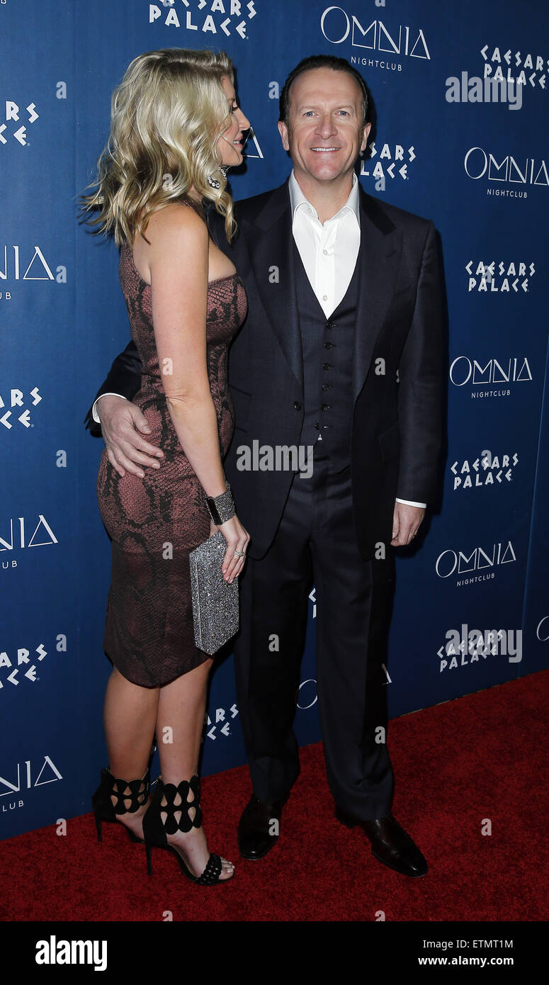 Justin Bieber Celebrates 21st Birthday at Omnia Inside Caesar Palace ...