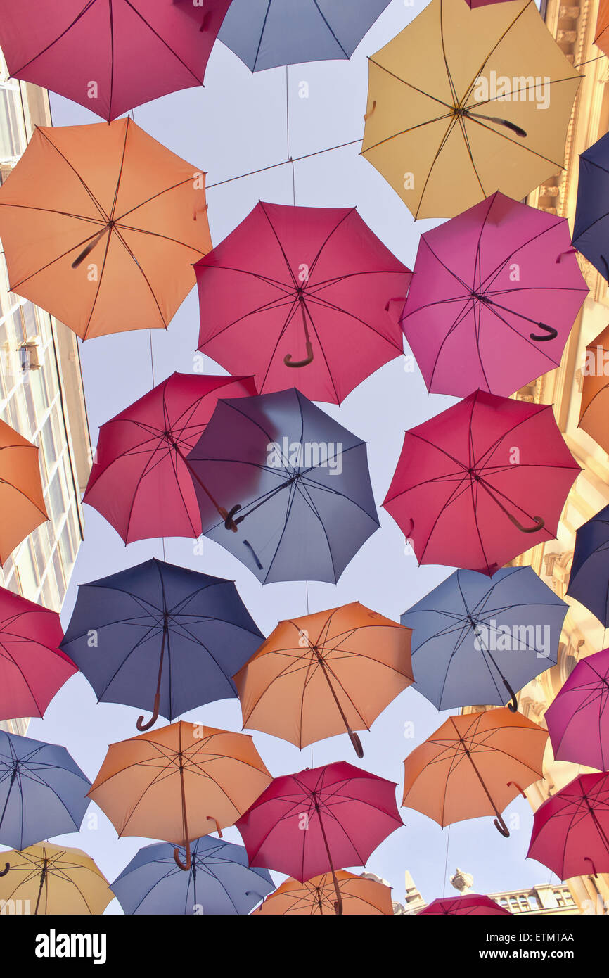 Umbrellas building hi-res stock photography and images - Alamy