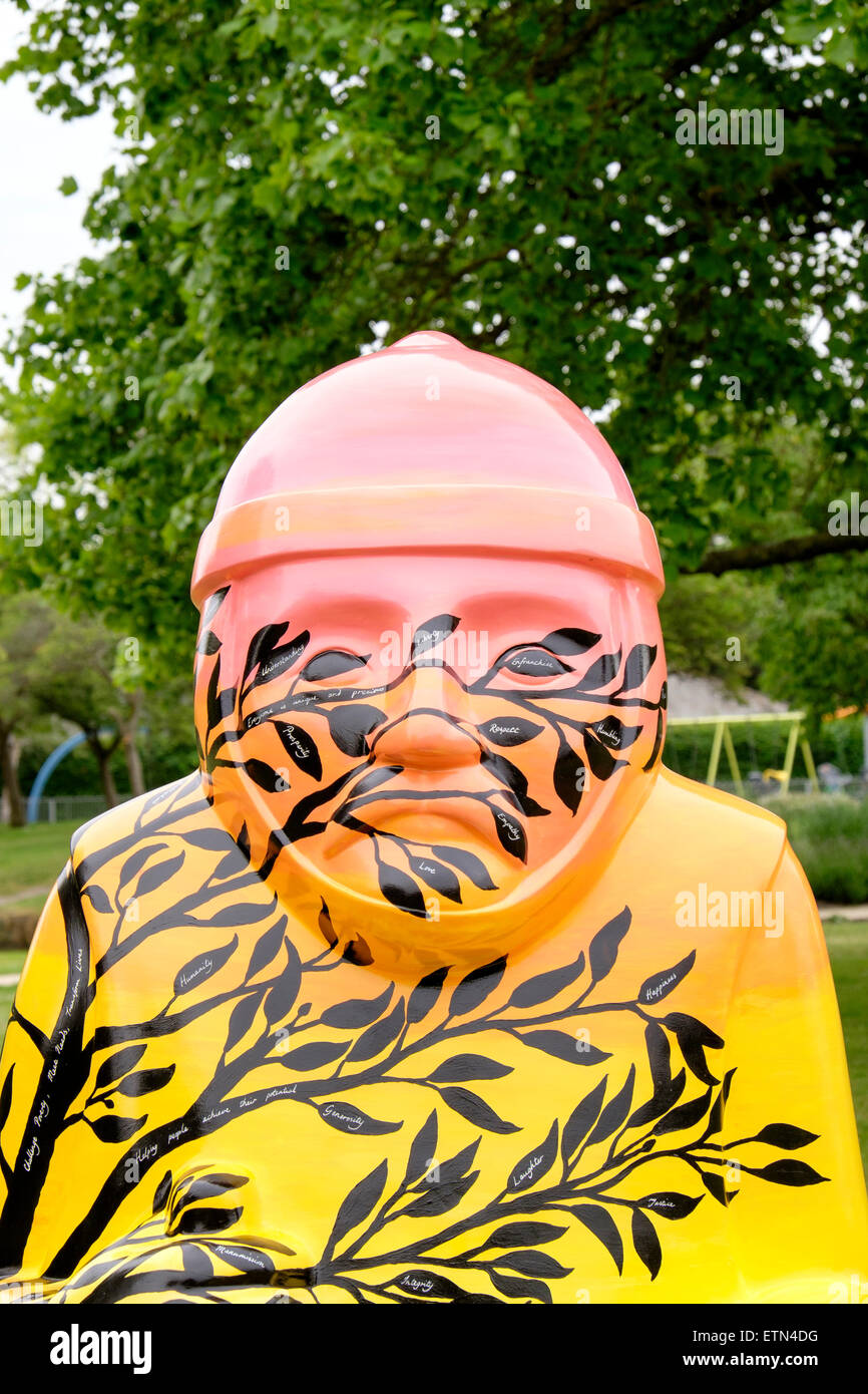 Statues figure hi-res stock photography and images - Alamy