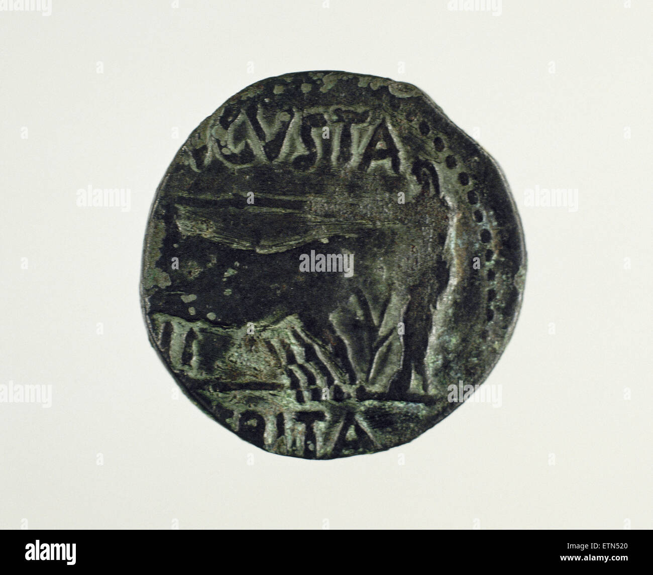 Ancient roman priest hi-res stock photography and images - Alamy