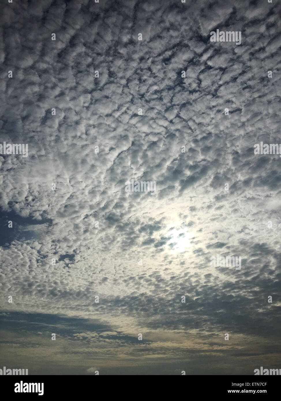 Dramatic skyscape hi-res stock photography and images - Alamy