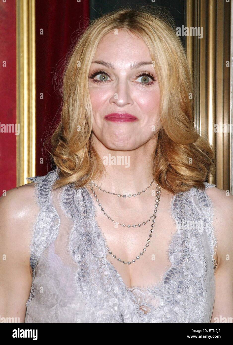 Casha hi-res stock photography and images - Alamy