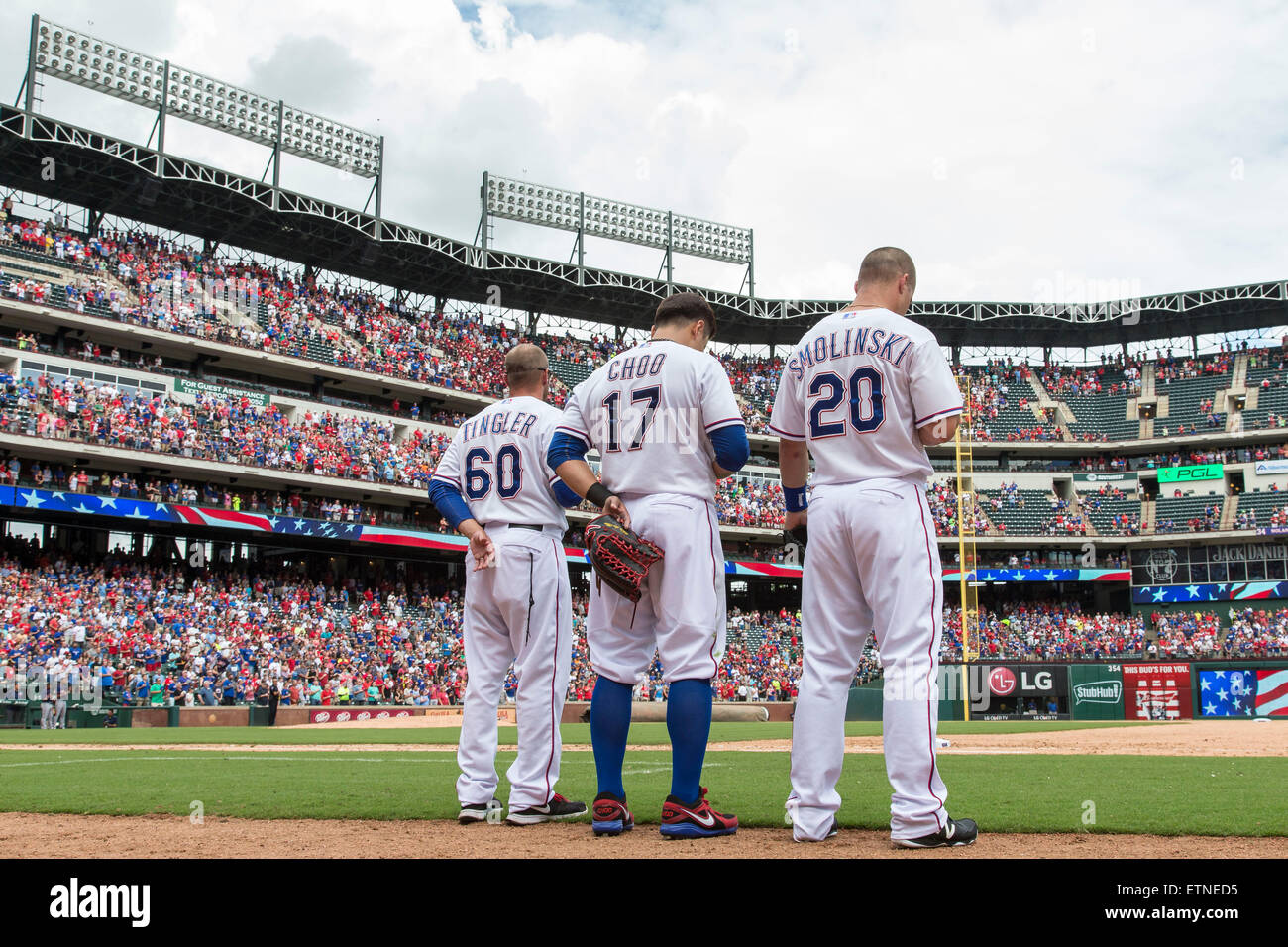 Arlington, TX, USA. 14th June, 2015. Texas Rangers right fielder Shin ...