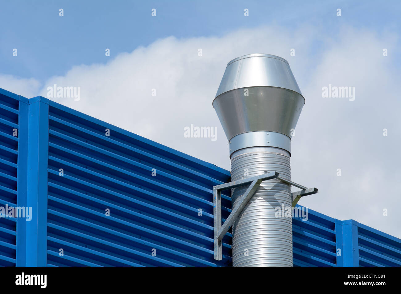 Fabricated aluminum hi-res stock photography and images - Alamy