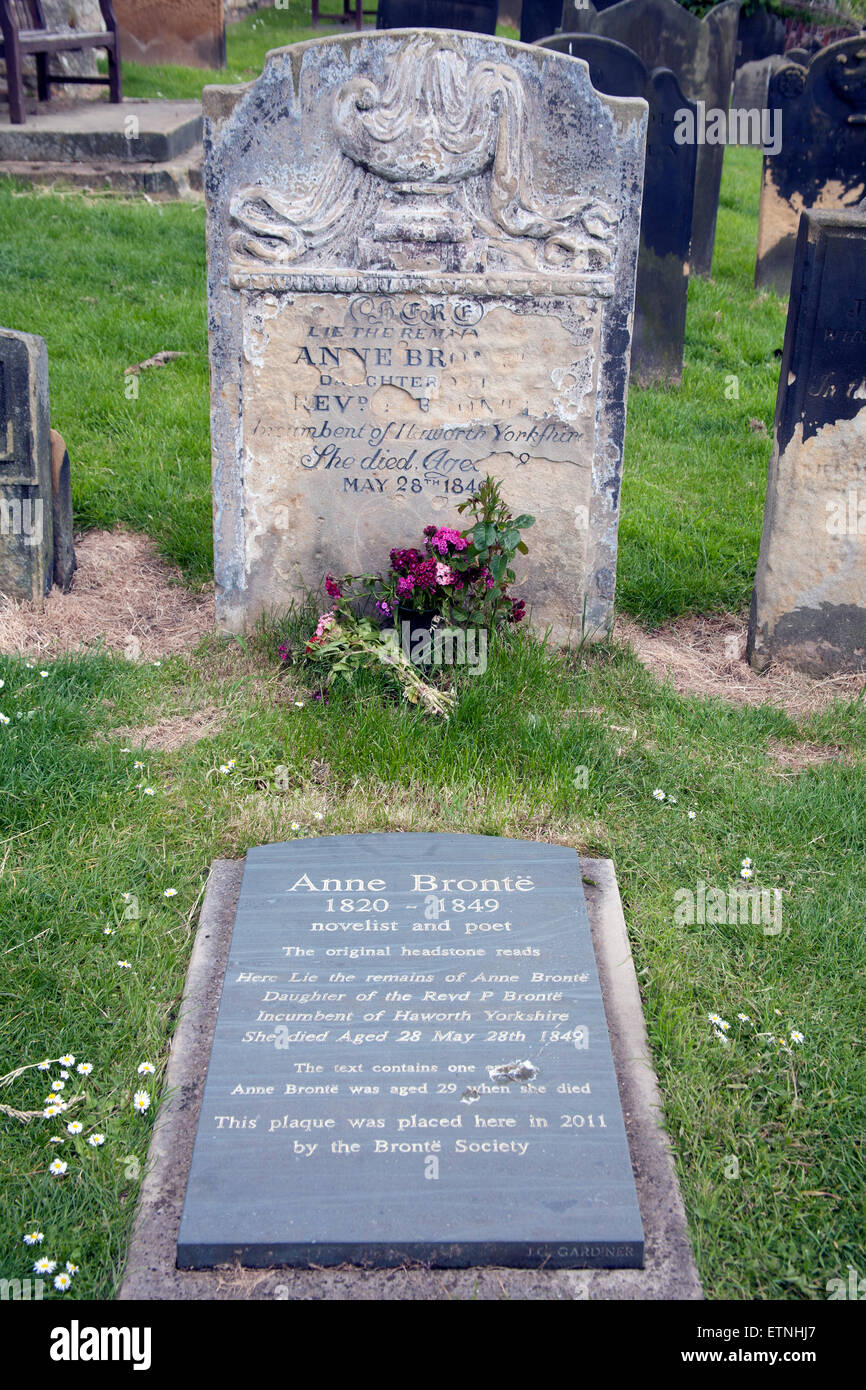 Author Anne Bronte's grave St Mary's Churchyard Scarborough, North ...