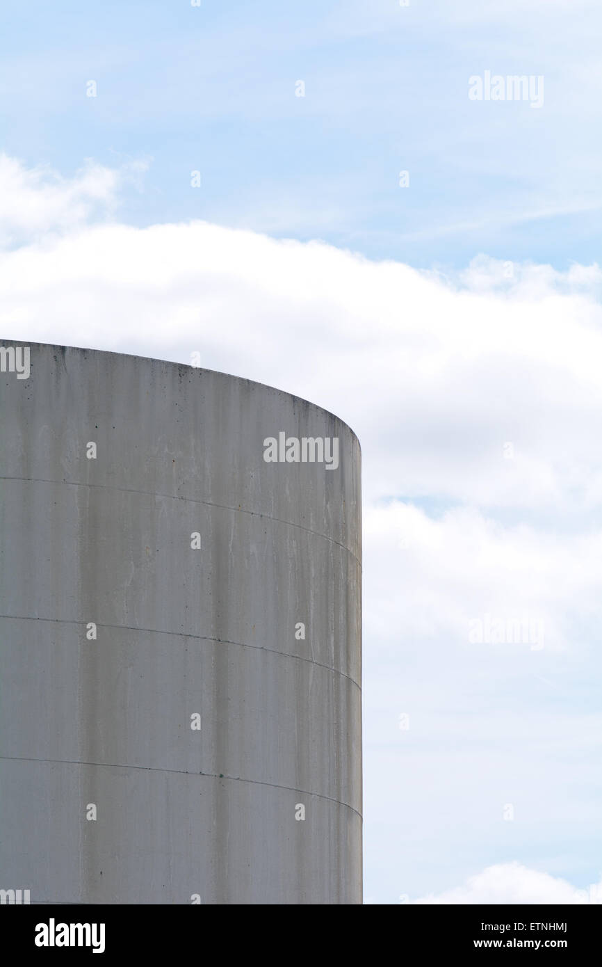 Cylindrical tanks hi-res stock photography and images - Alamy