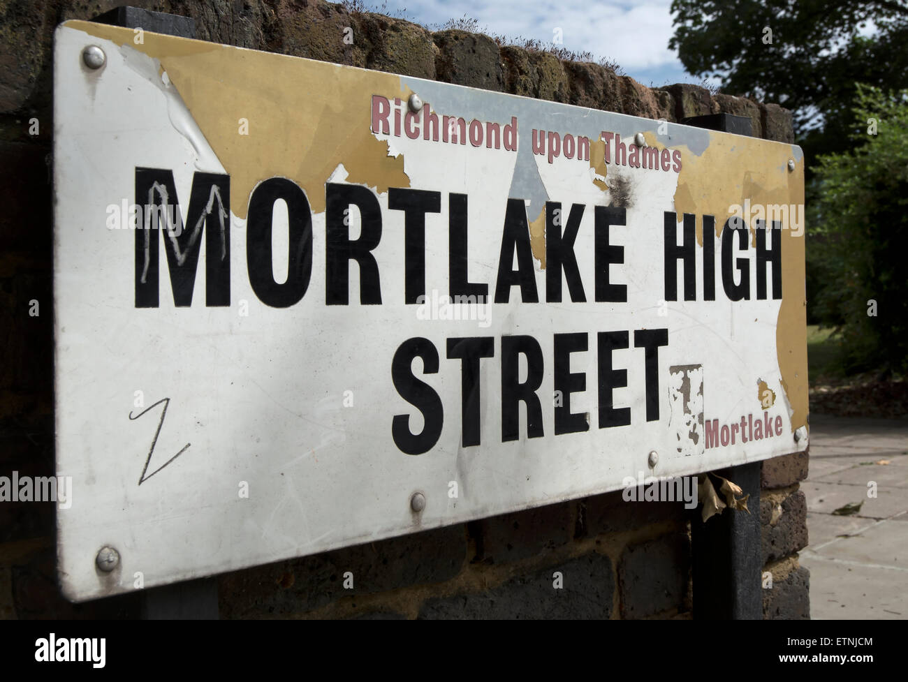 street name sign for mortlake high street, in the london borough of ...