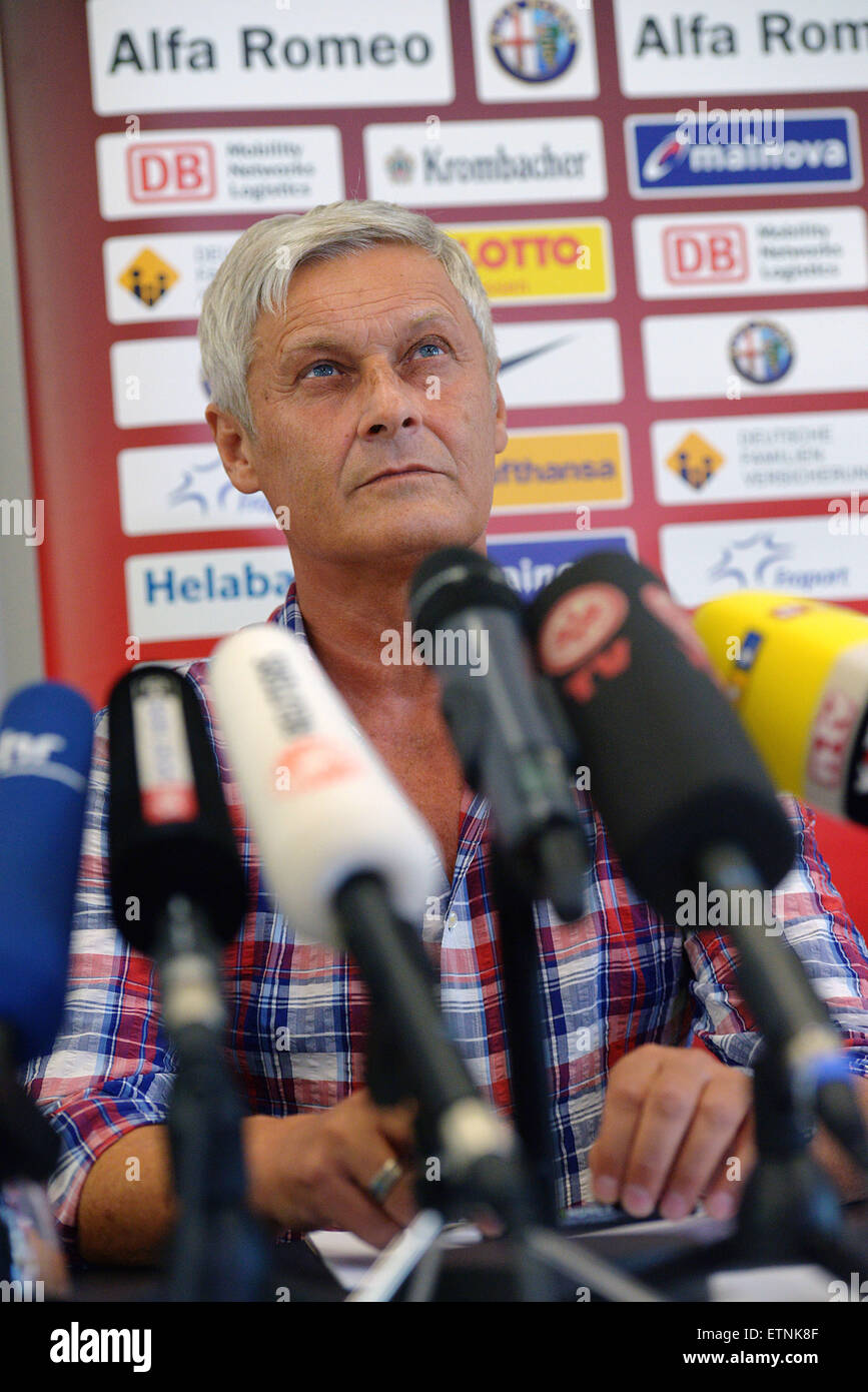 The new head coach of German Bundesliga soccer club Eintracht Frankfurt ...