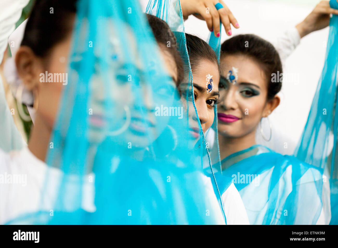 Dhaka, Bangladesh. 15th June, 2015. Bengali people celebrate Borsha ...