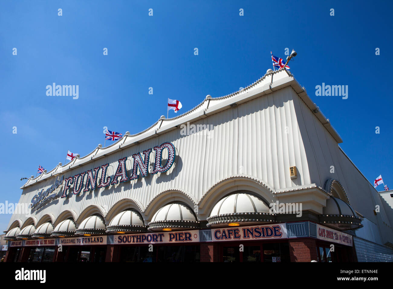 Southport funland arcade hi-res stock photography and images - Alamy
