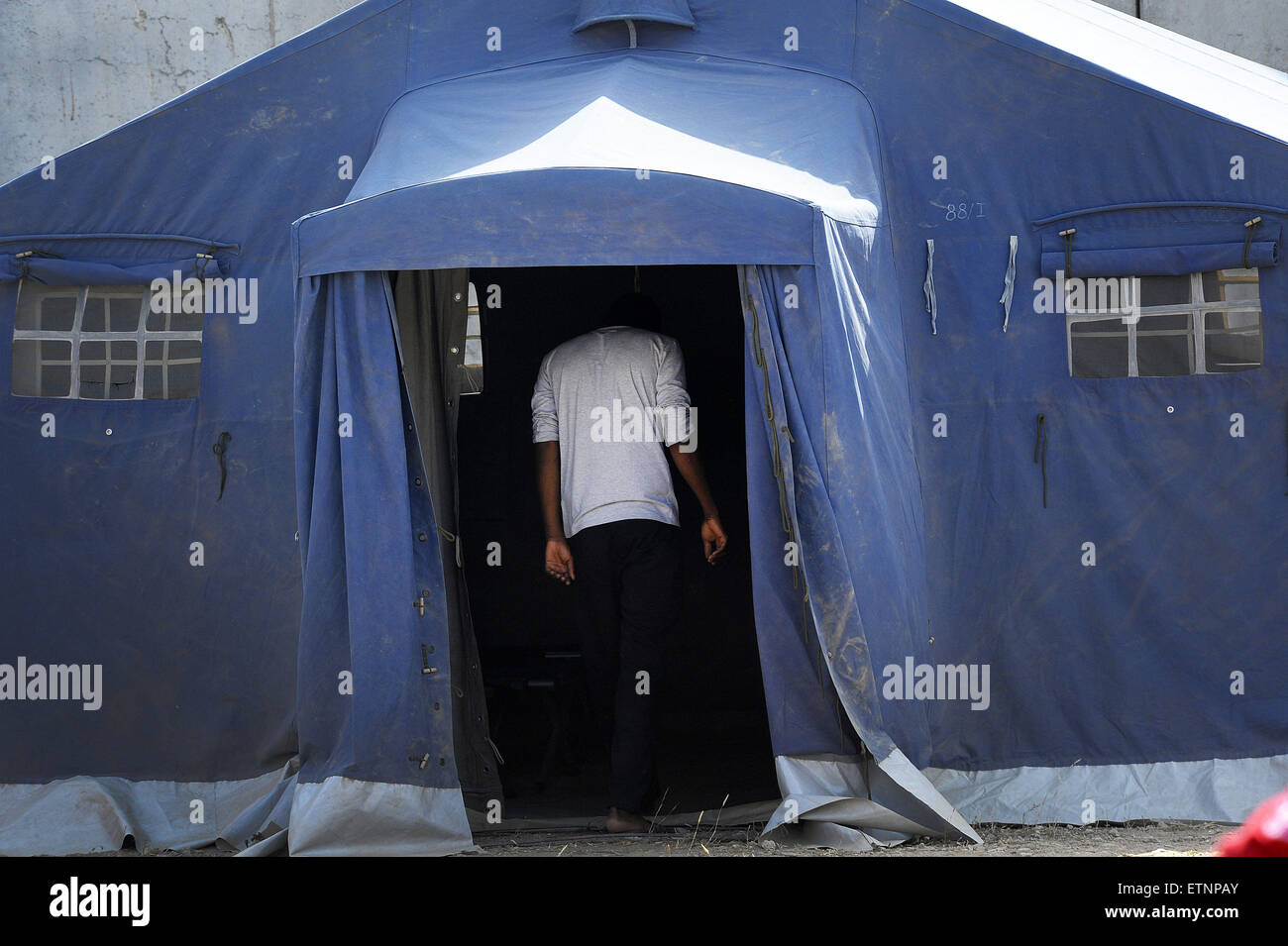 Rome, Rome, Italy. 14th June, 2015. Italy, Rome, Refugees camp in front ...