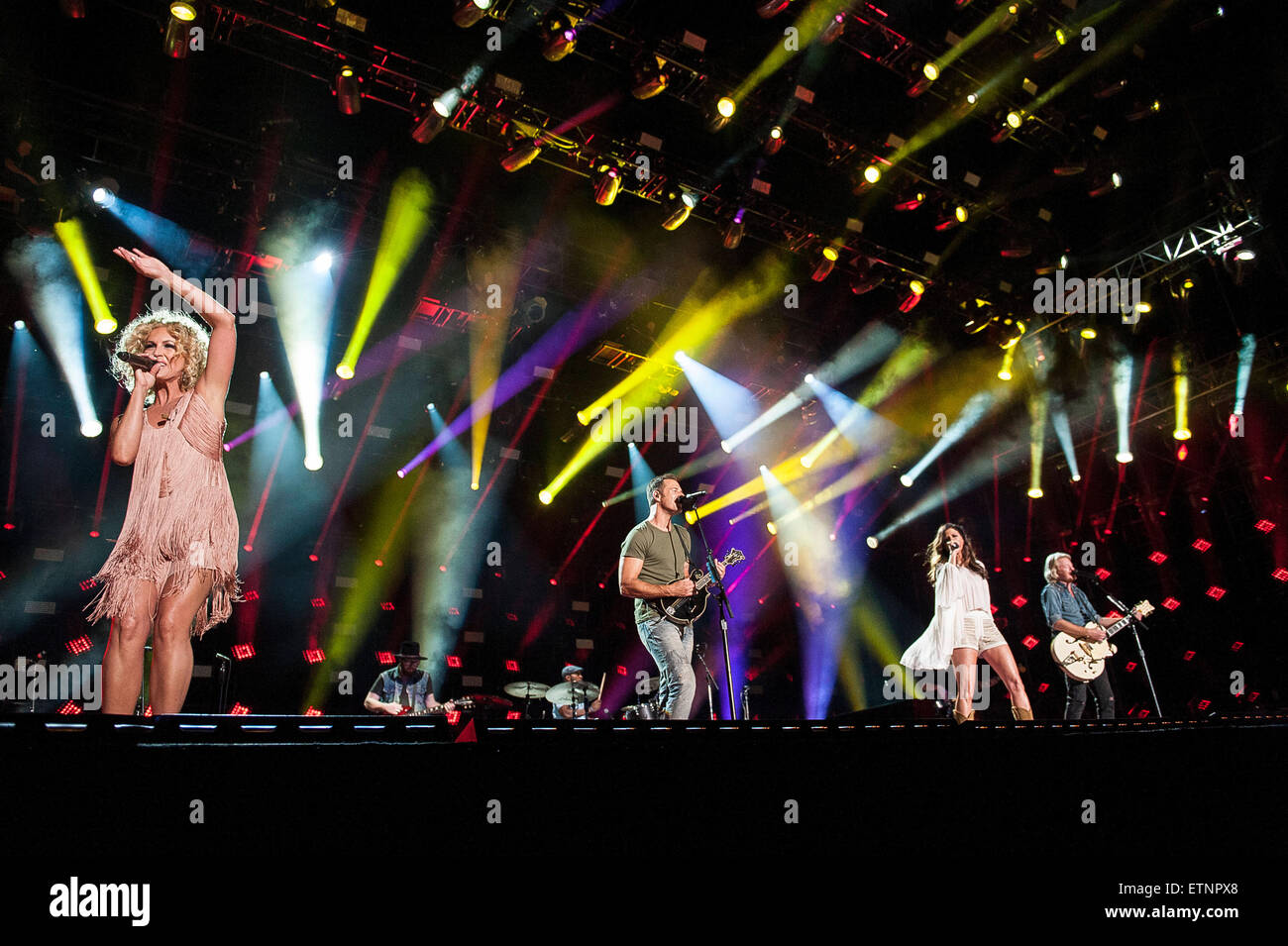 Singer jimi westbrook of little big town hi-res stock photography and ...