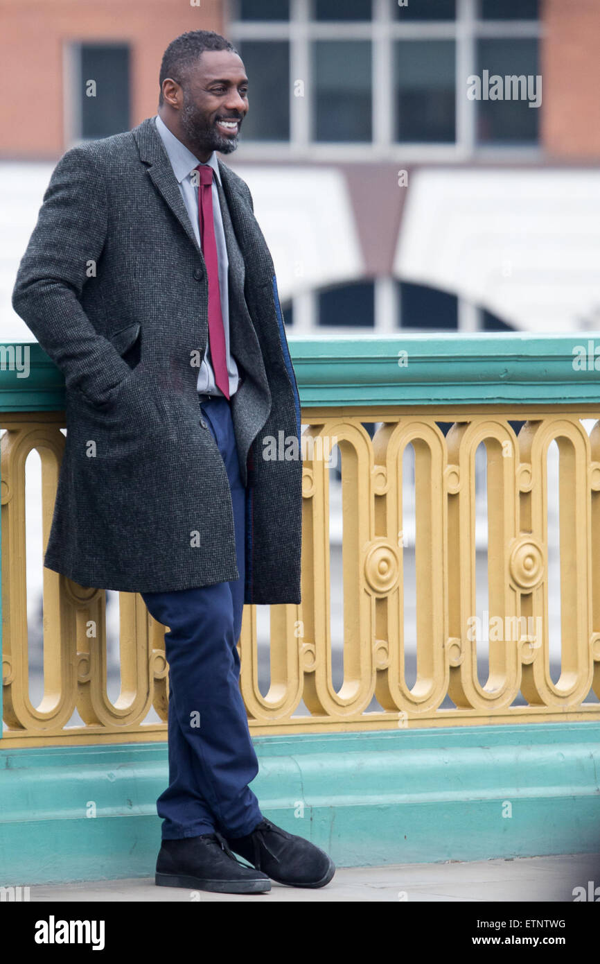 Idris Elba is seen with a hand injury whilst filming 'Luther' on ...