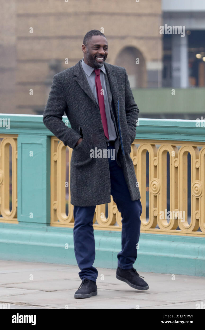 Idris Elba is seen with a hand injury whilst filming 'Luther' on ...