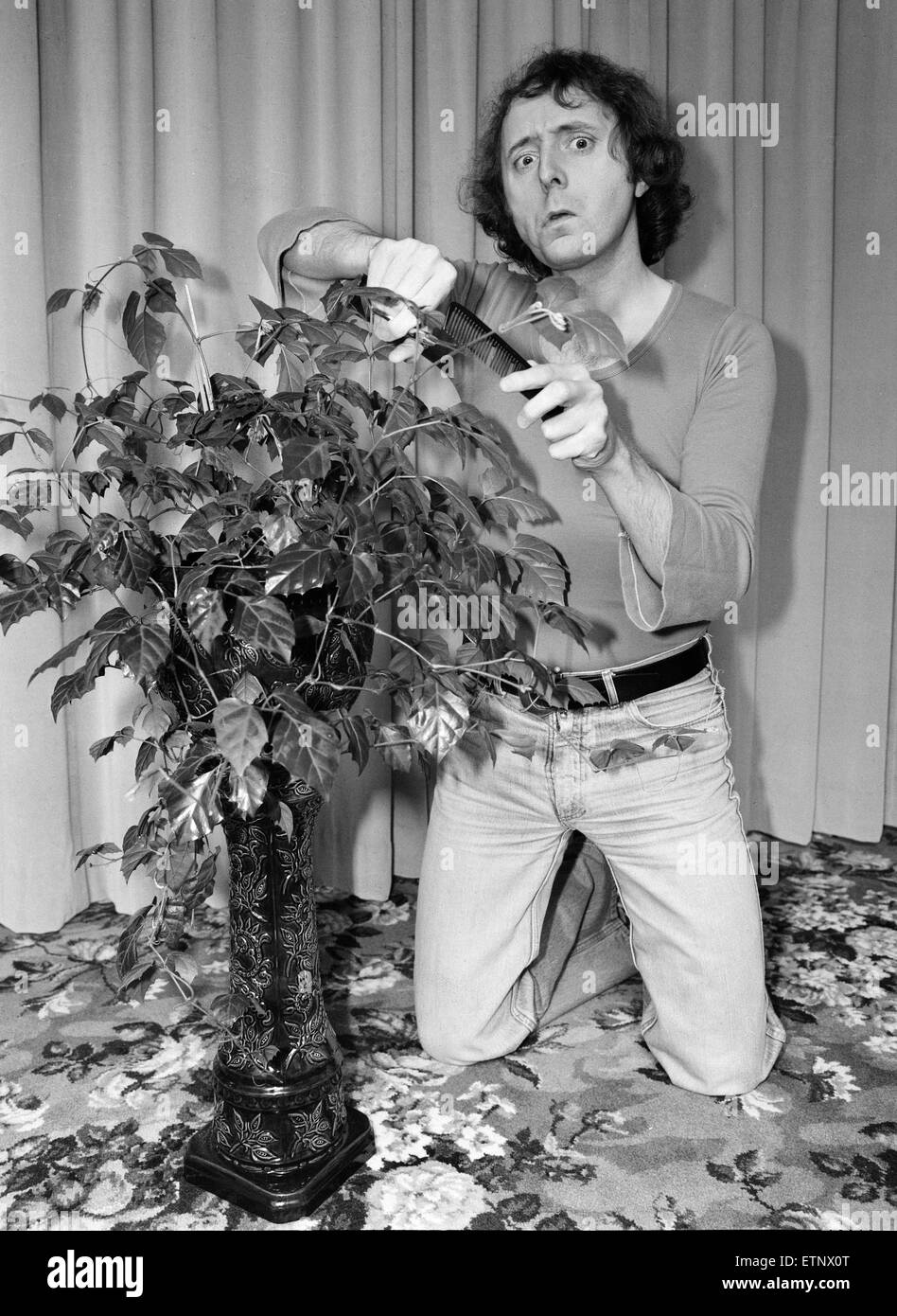 1970s comedian comedy entertainment Black and White Stock Photos ...