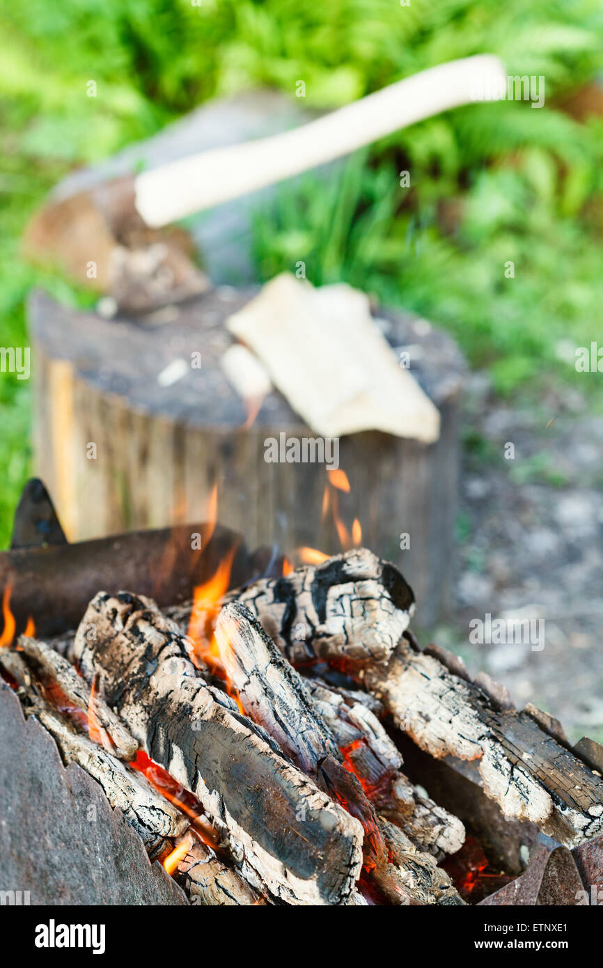 Burning firewood in grill close hi-res stock photography and images - Alamy
