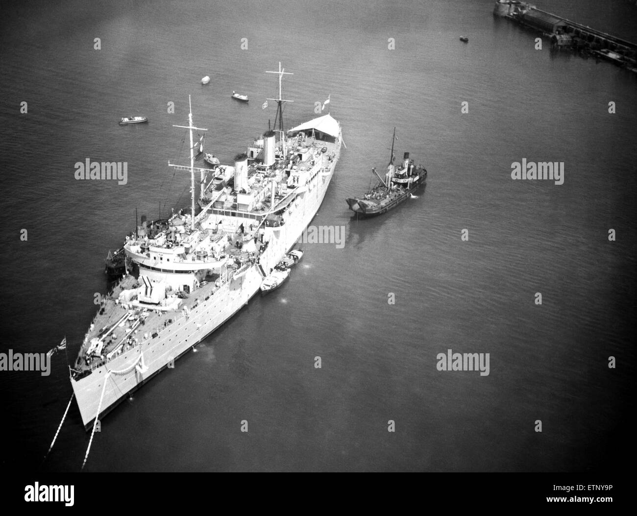 Hms birkenhead hi-res stock photography and images - Alamy
