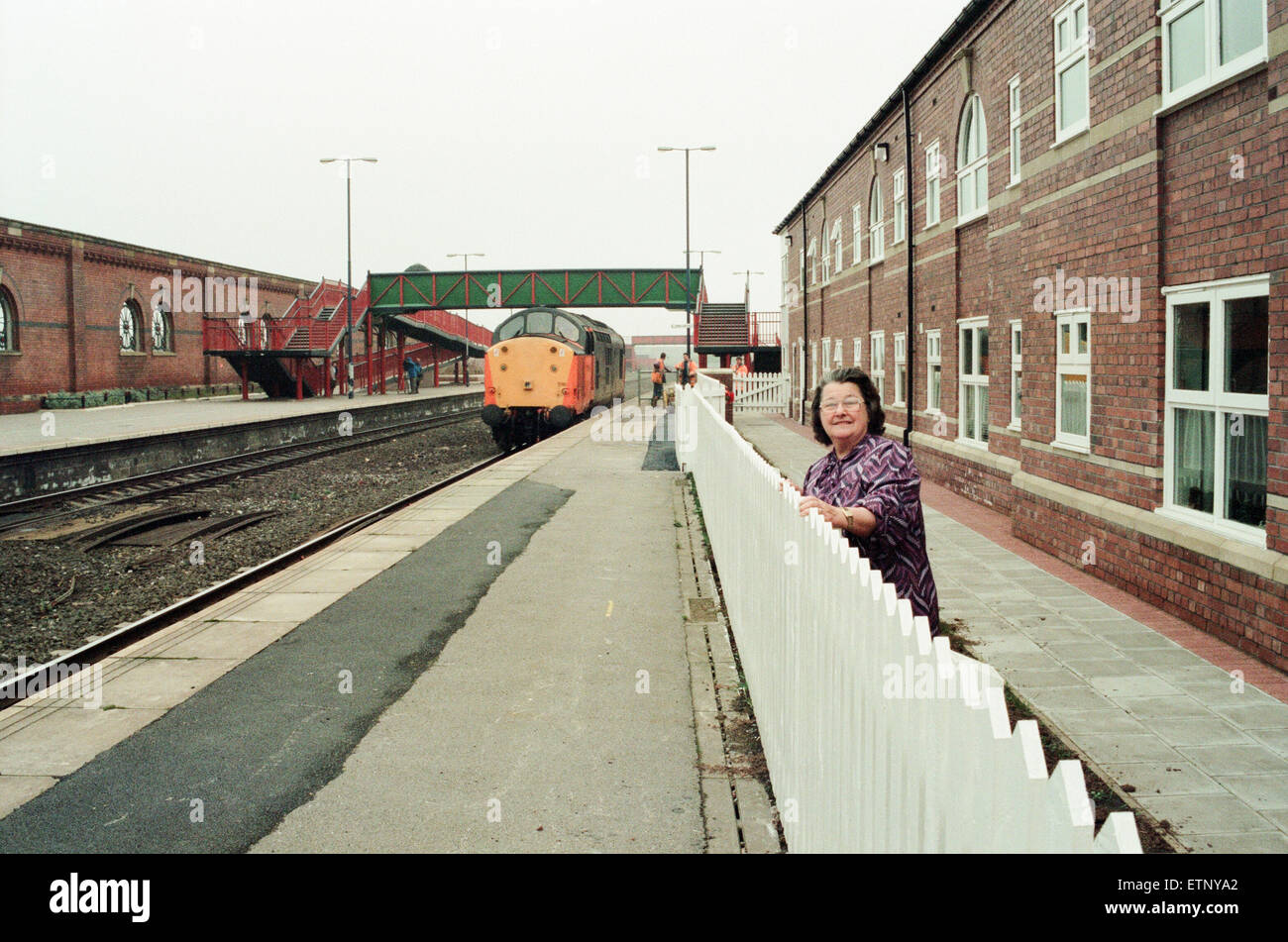 Stockton Railway Station, 1st December 1994. Watching the trains to go ...