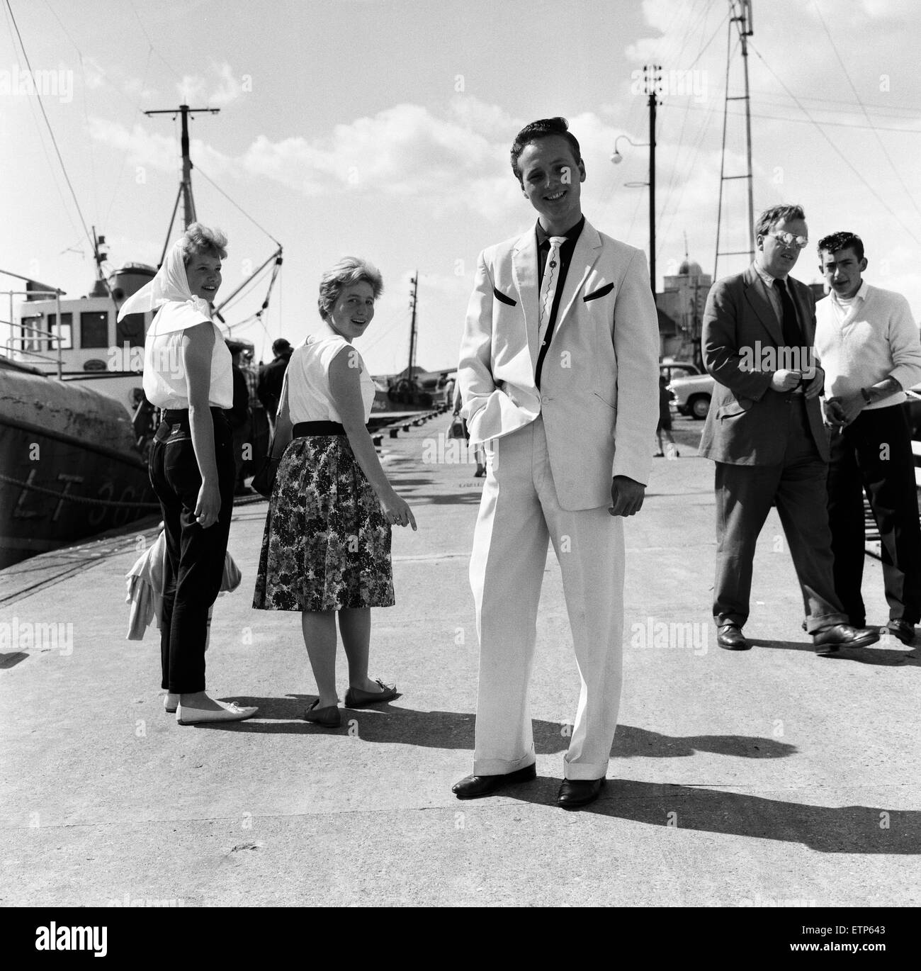 A new craze - Fancy suits worn by trawler fishermen at Lowestoft ...