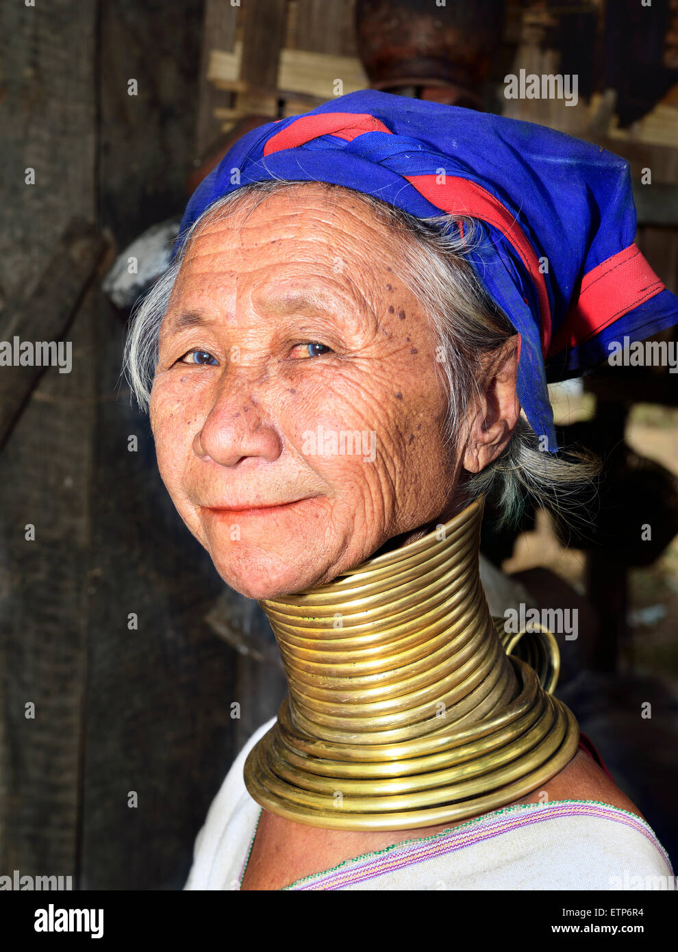 Long Neck Woman In Myanmar Myanmar Burma Giraffe Neck Burmese Asia ...