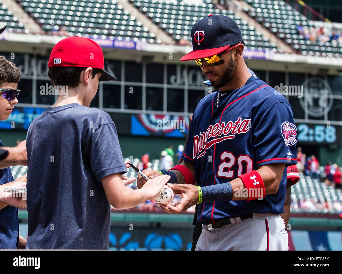 Arlington, TX, USA. 13th June, 2015. Minnesota Twins left fielder Eddie ...