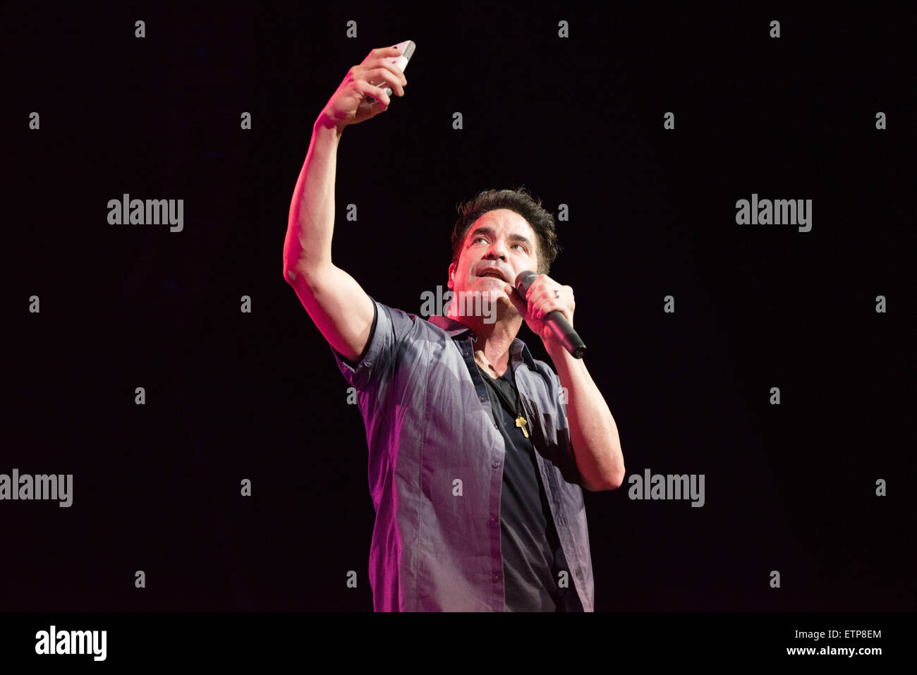 Pat monahan train singer hi-res stock photography and images - Alamy