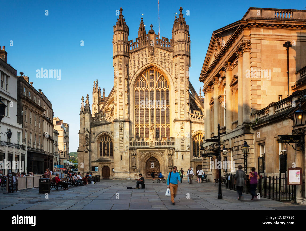 Abbey square bath hi-res stock photography and images - Alamy