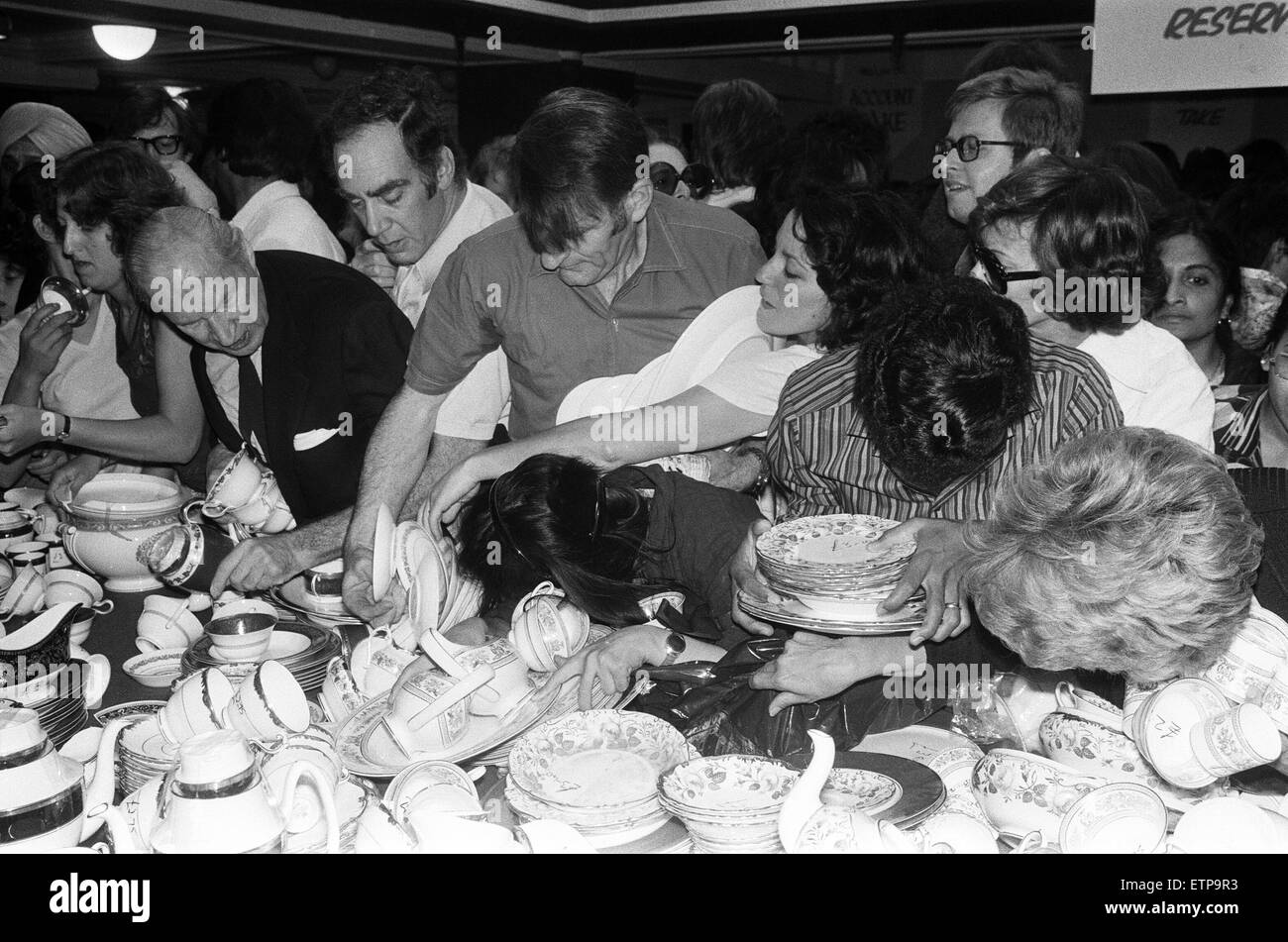 China 1970s hi-res stock photography and images - Alamy