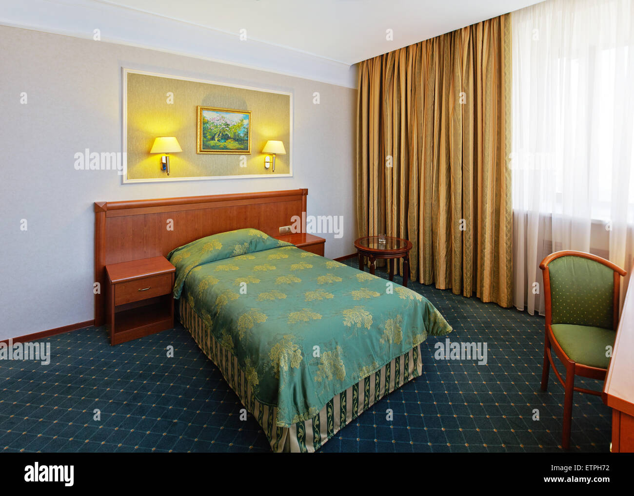hotel room interior Stock Photo - Alamy